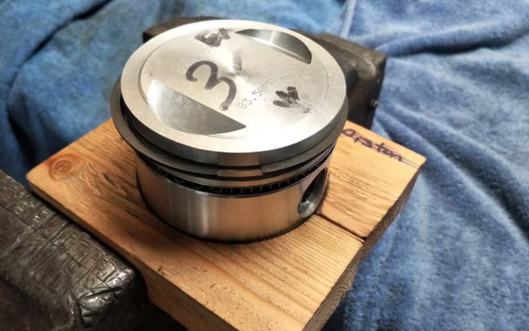 Easy Piston Pin & Ring Installation. — Lotus-Élan-Resource-Hub.